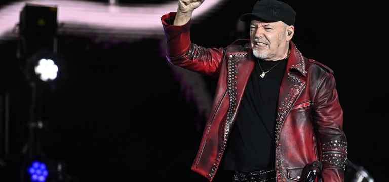 Scaletta concerto Vasco Rossi a Firenze 5 giugno 2025/ Nuova apertura con ‘Vita spericolata’