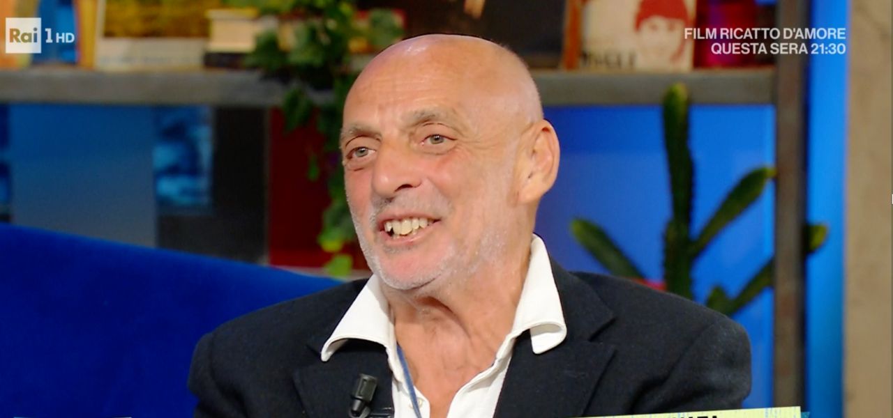 Paolo Brosio: "Mia madre mi ha dato un'educazione rigida"/ "Dopo la morte di papà..."