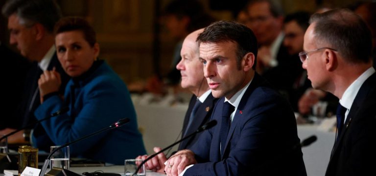 MACRON CONTRO LA RUSSIA/ "Vuole dare a Kiev armi più potenti, ma pensa alla sua industria"