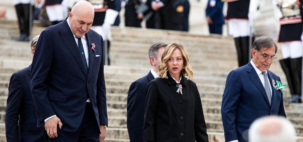 Spiati conti correnti di Meloni, Crosetto, La Russa e Giambruno/ Inchiesta choc Bari su ex ...