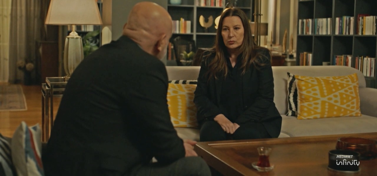 Tradimento sospesa: quando si ferma e perché non va in onda/ Scelta fatta Mediaset: cosa al suo ...