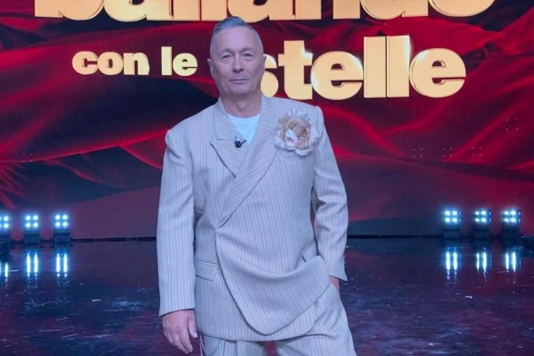 Ballando con le stelle, "chi sostituirà Paolo Belli". Colpo di scena