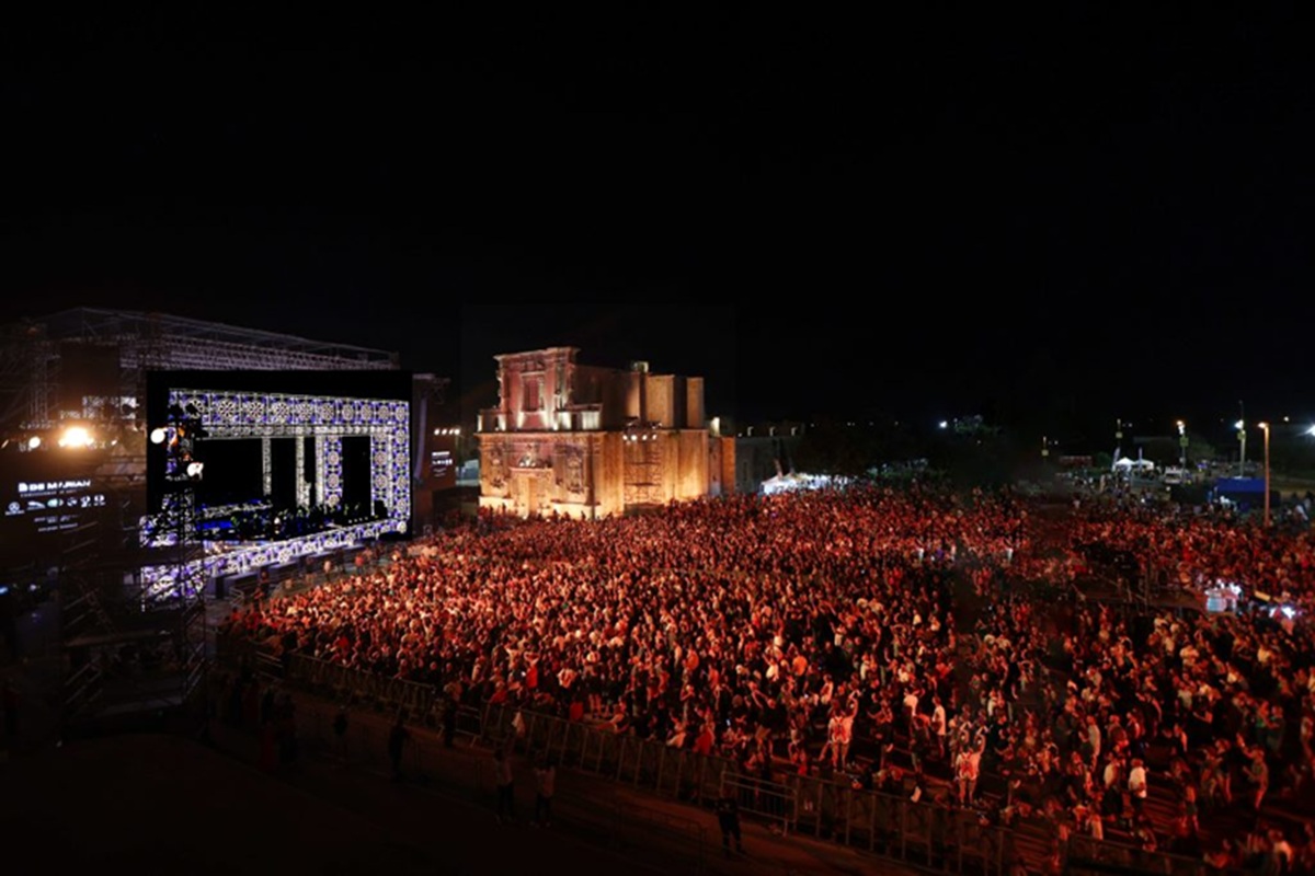 Notte della Taranta 2025/ Diretta e ospiti: da Ermal Meta a Serena Brancale sul palco di Melpignano
