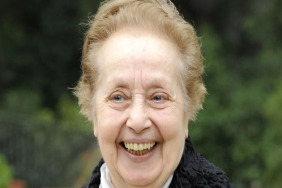 Com’è morta Pia Velsi: amata attrice e celebre ‘nonna Trieste’/ Aveva 101 anni: gli ultimi tempi ...