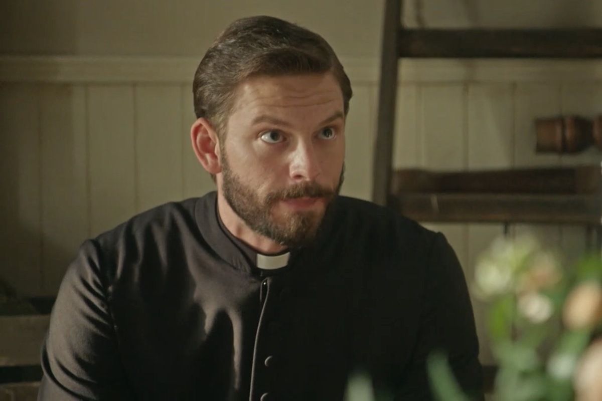 Anticipazioni La Promessa, 20-21 settembre 2025/ Cruz trama contro le nozze, padre Samuel non è ...