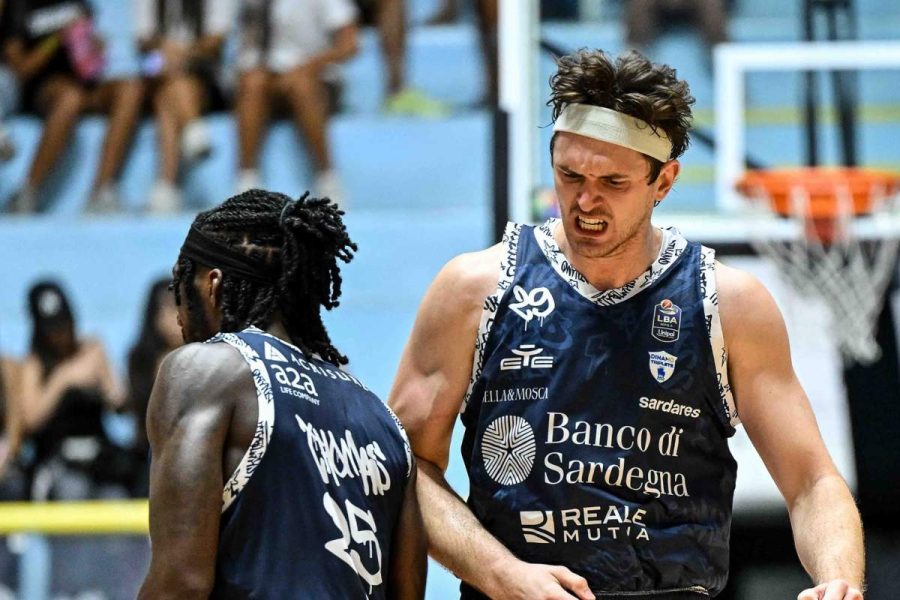 DIRETTA/ Cremona Sassari (risultato finale 79-75): la Dinamo va ancora KO! (oggi 12 ottobre 2025)